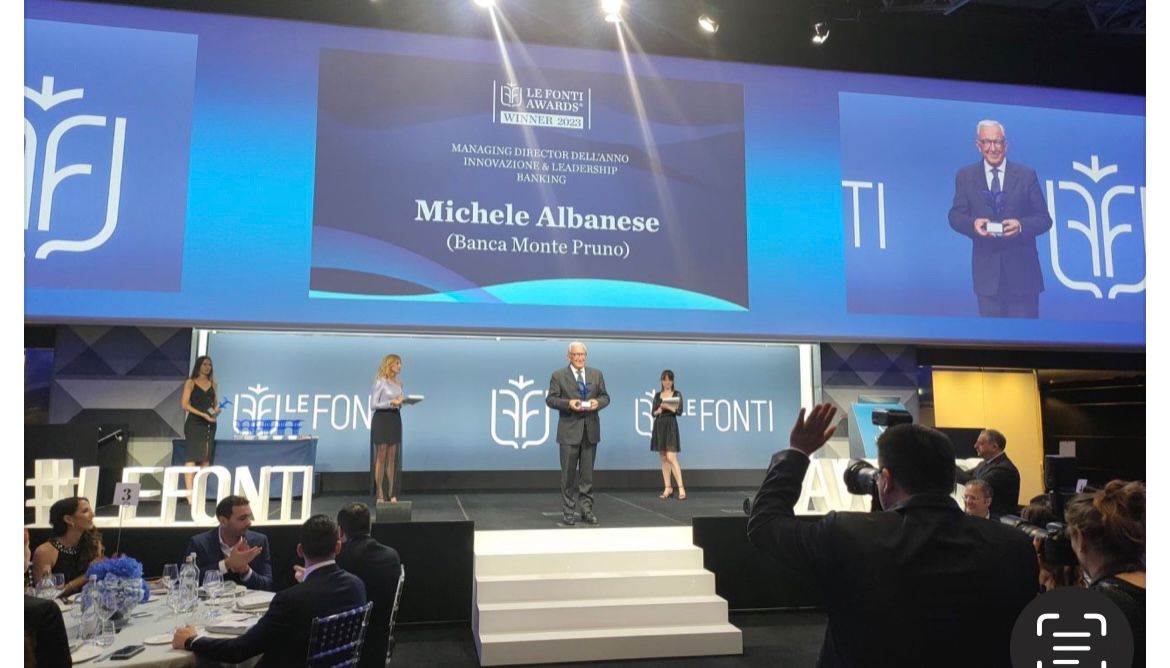 Il D.G. della Banca Monte Pruno Michele Albanese premiato alla Borsa di ...
