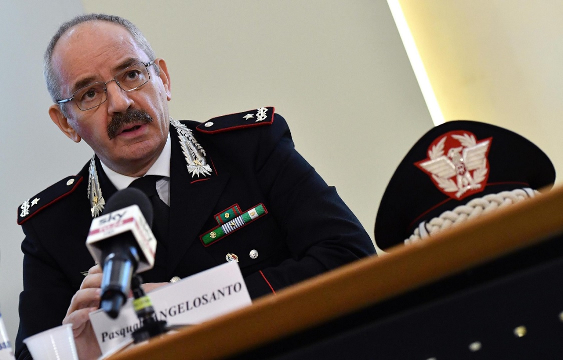 Generale Pasquale Angelosanto a Padula per un incontro sulla legalità