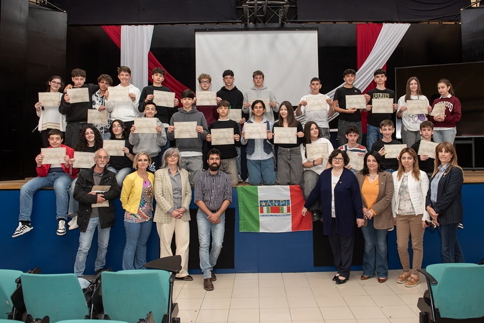 Gli studenti di Sala riscoprono il ruolo delle donne nella Resistenza ...