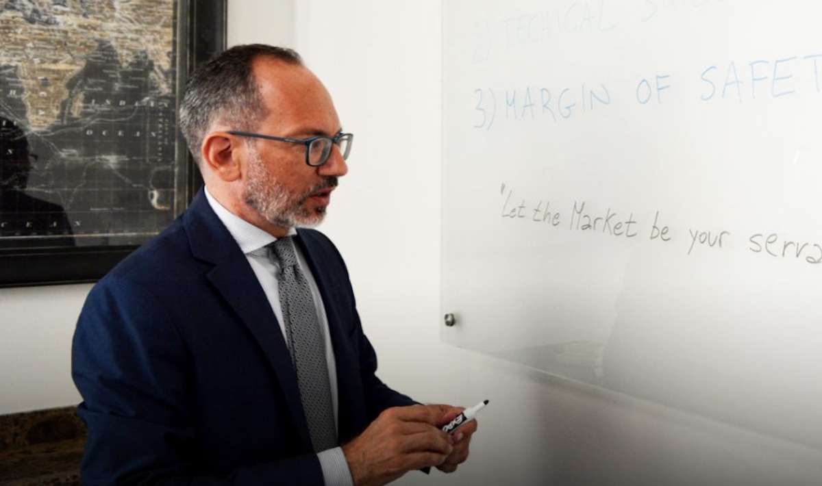 Padula, al “Pisacane” premiati gli studenti del Writing Challenge ...