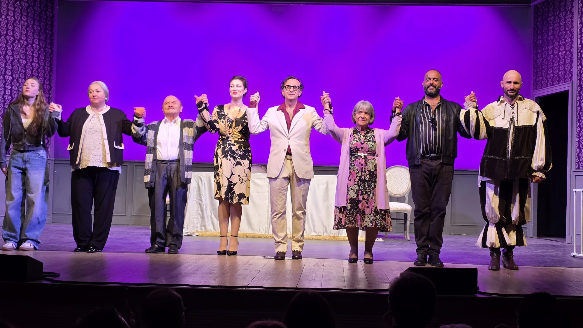 Sala Consilina: Giovanni Esposito conquista il teatro "Mario Scarpetta ...